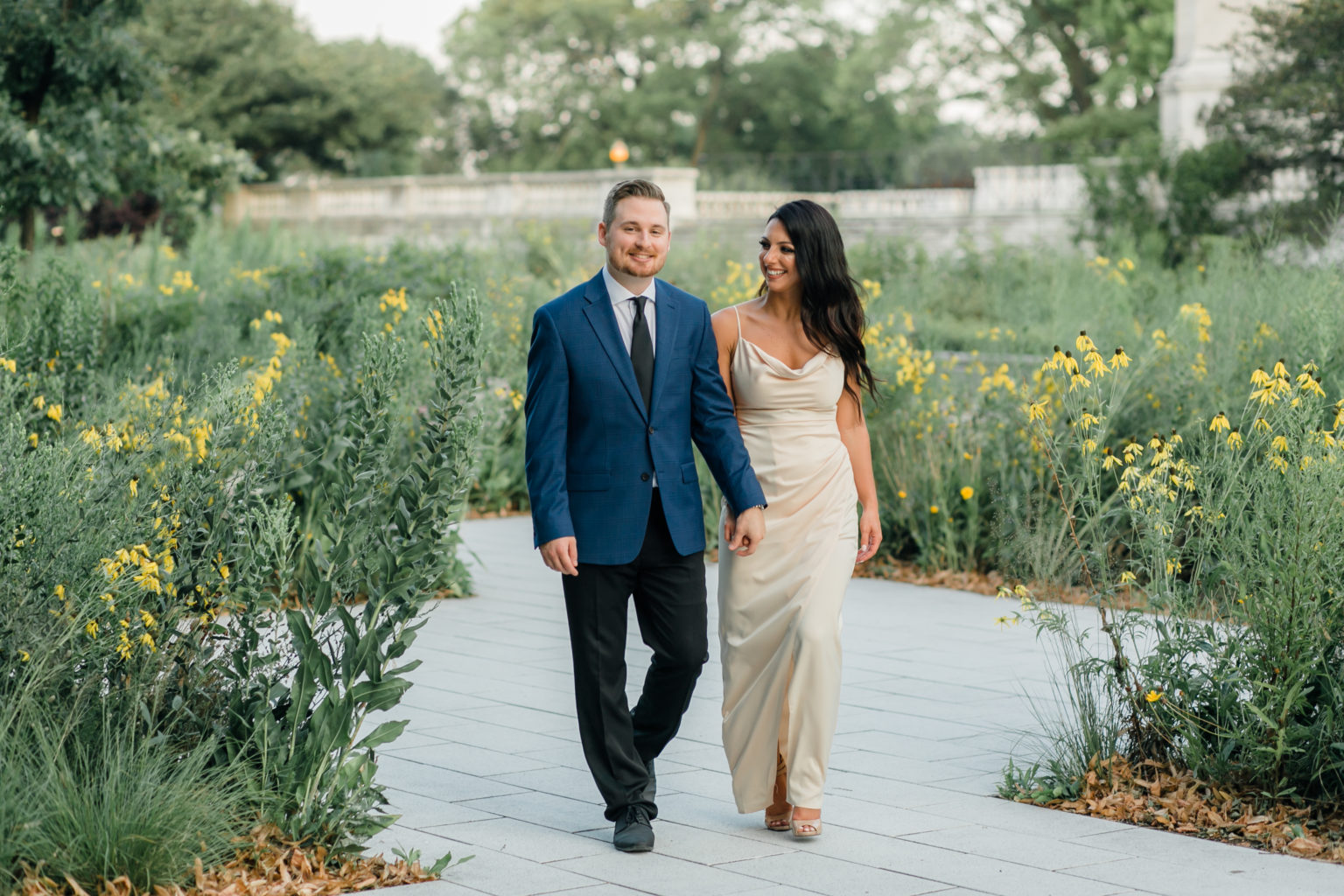 Chicago Engagement Photos | Museum Campus | Angelina and Brandon ...