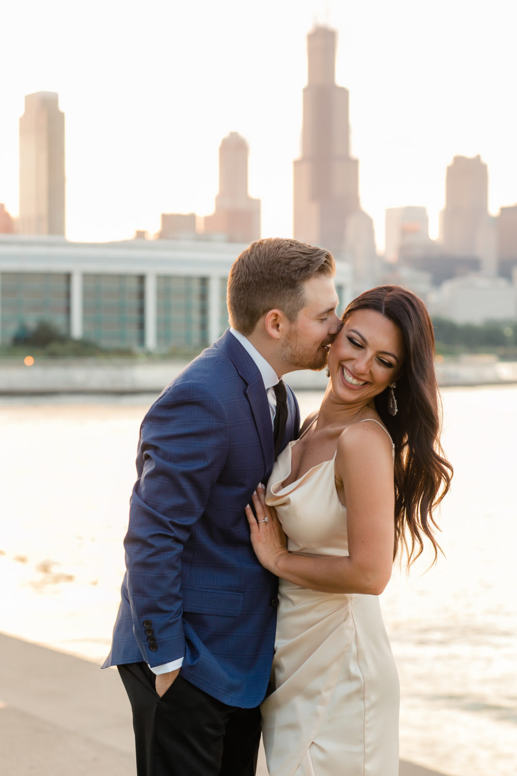 Chicago Engagement Photos | Museum Campus | Angelina and Brandon ...