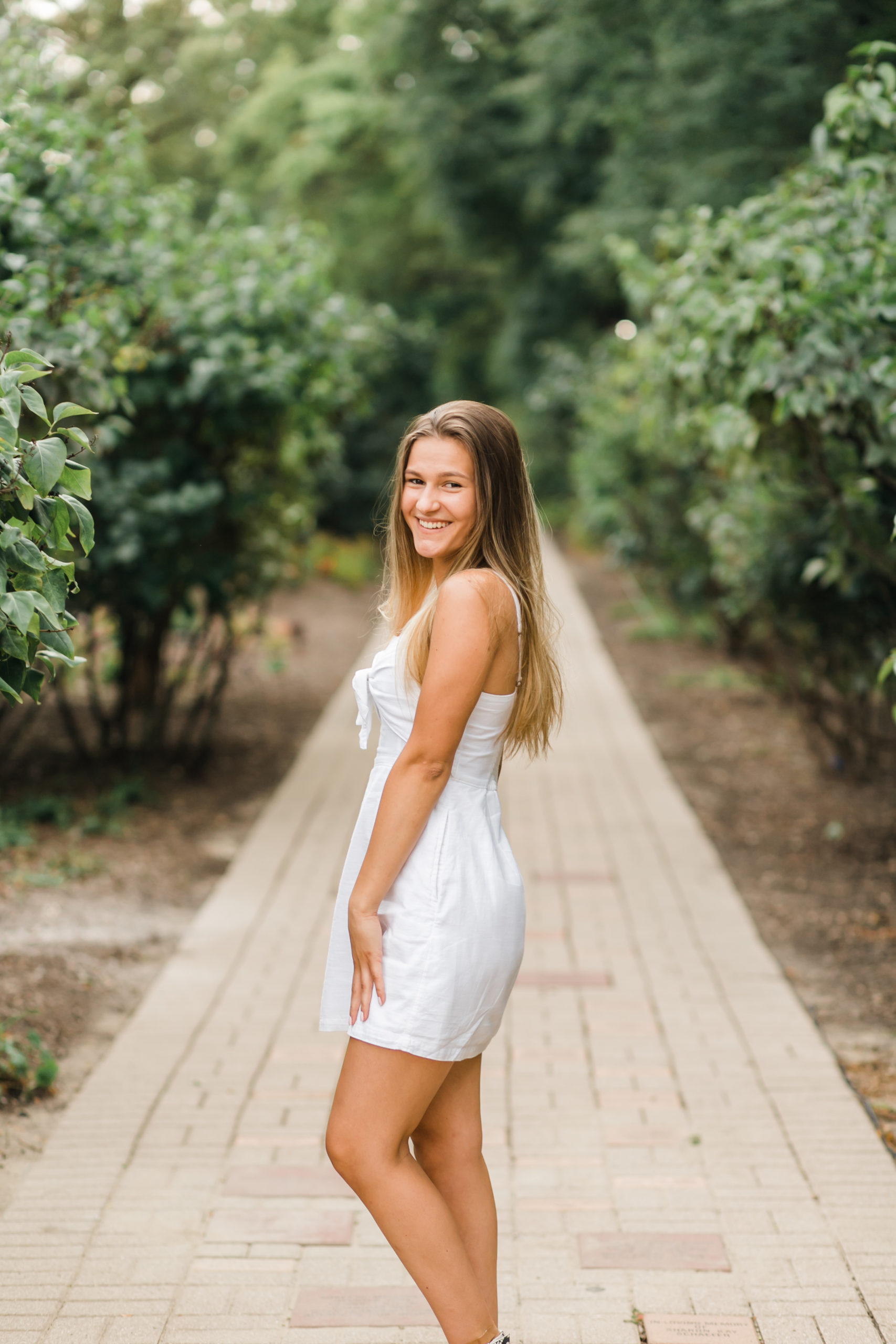 Lombard Senior Photographer - janetdphotography.com