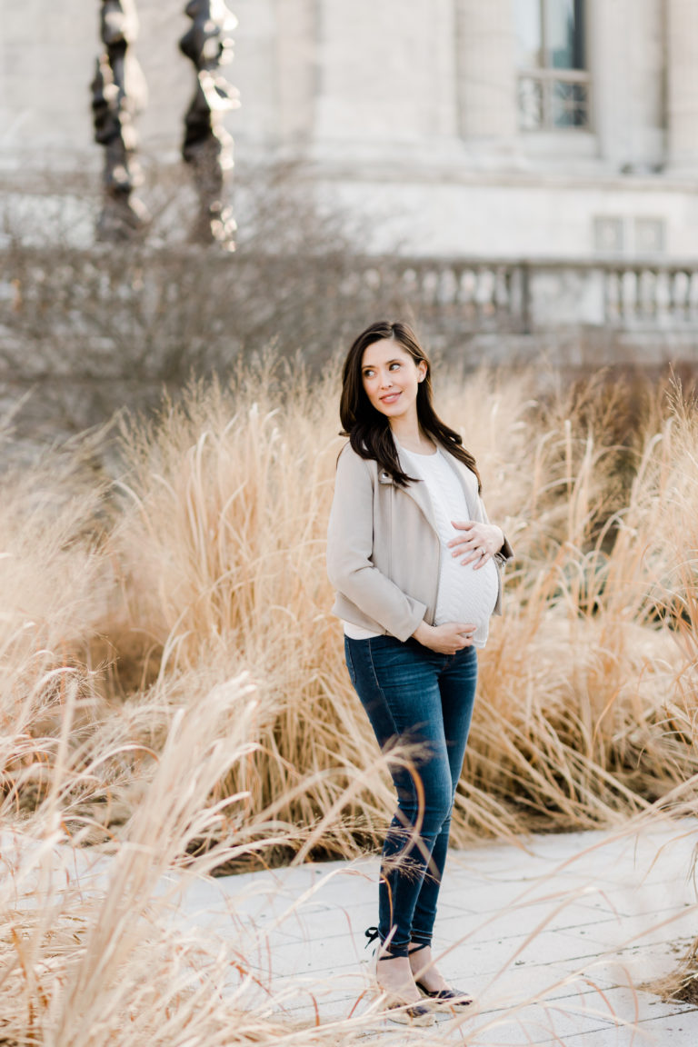 Field Museum Maternity Session - janetdphotography.com